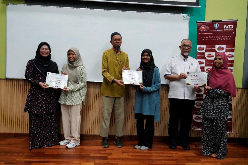 PETAKOM UMPSA serah sumbangan RM10,000 kepada 100 pelajar menjelang Hari Raya Aidilfitri 2025 ...